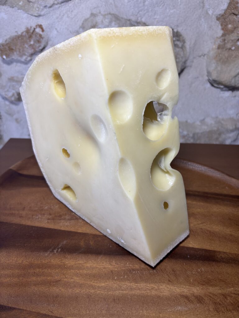 Pourquoi choisir des fromages au lait cru ? - Laits & Crus